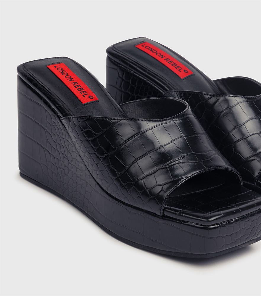 Fiona Black Croc Chunky Wedge – London Rebel